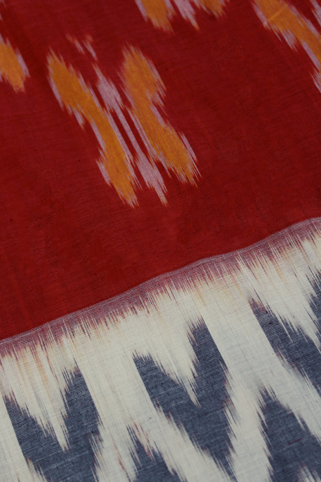 Pochampally Double Ikat Saree | Hanloom | GiTAGGED®